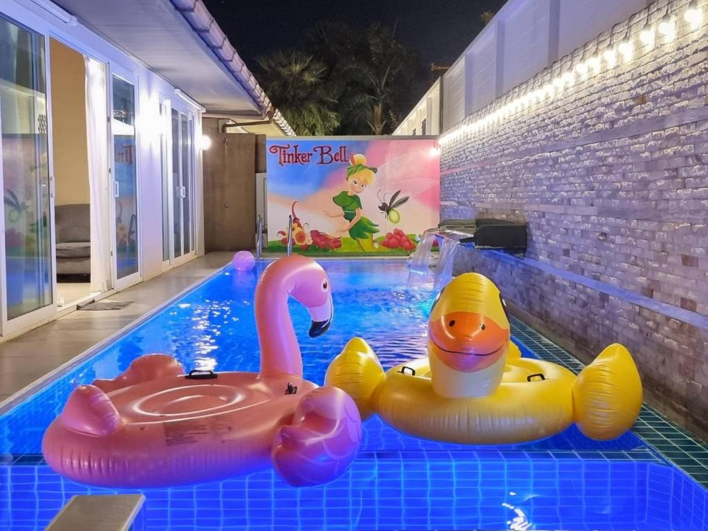 Tinker Bell Pool Villa | Hotels Chon Buri