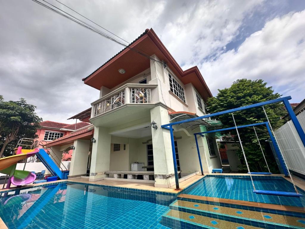Arm Casa Pool Villa | Hotels Chon Buri
