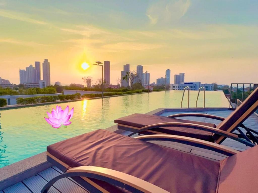 Lotus Pattaya | Hotels Chon Buri