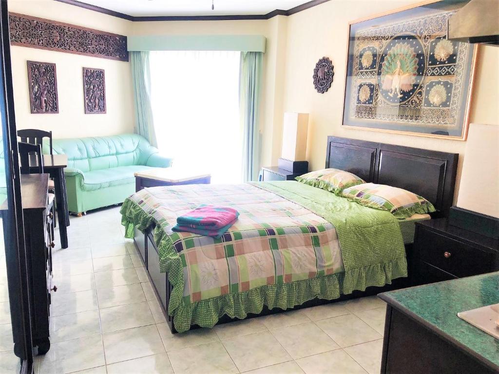 15th floor sea view apartment | Hotels Chon Buri
